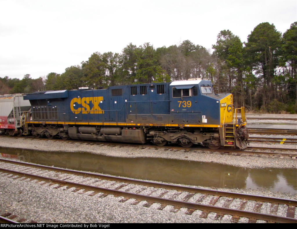 CSX 739